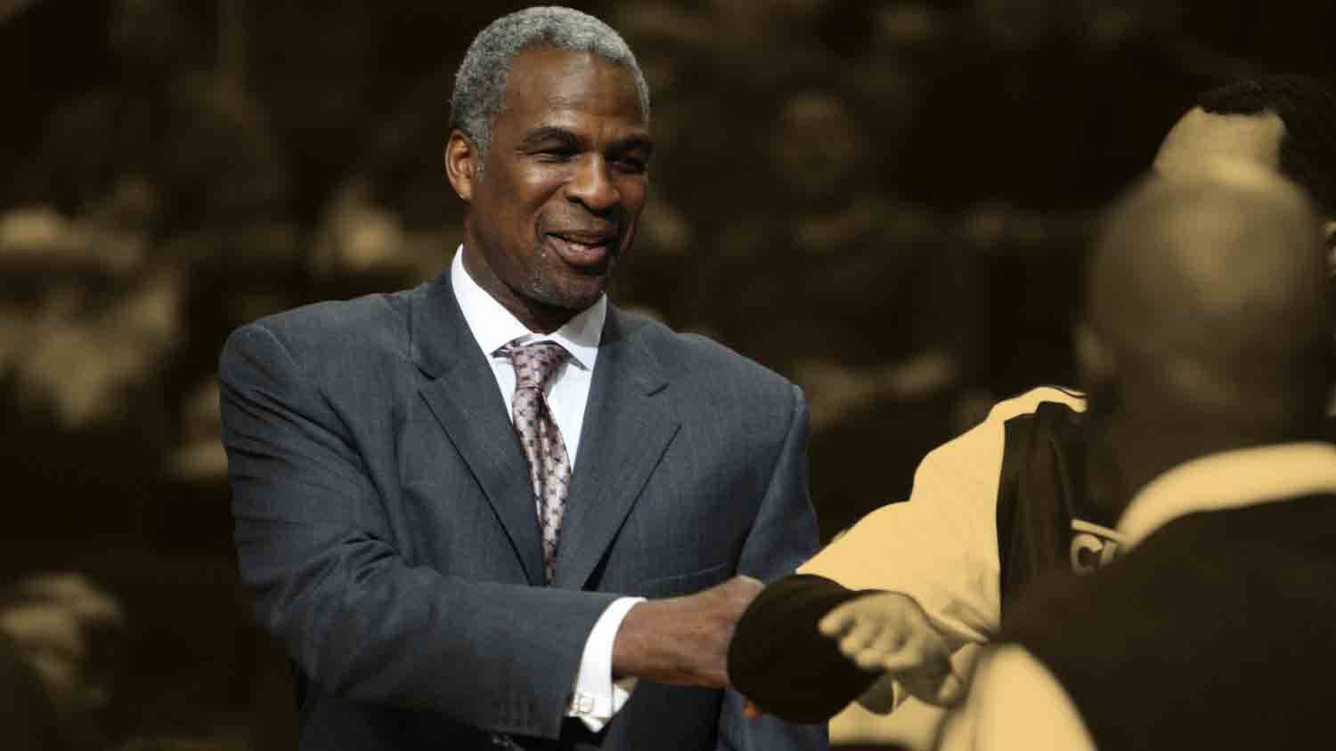Charles Oakley once claimed 60% of the NBA was playing high ...