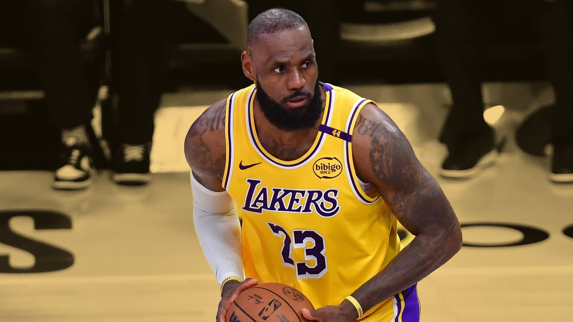 Kai Cenat loses it as LeBron James surprises him with gifts ...