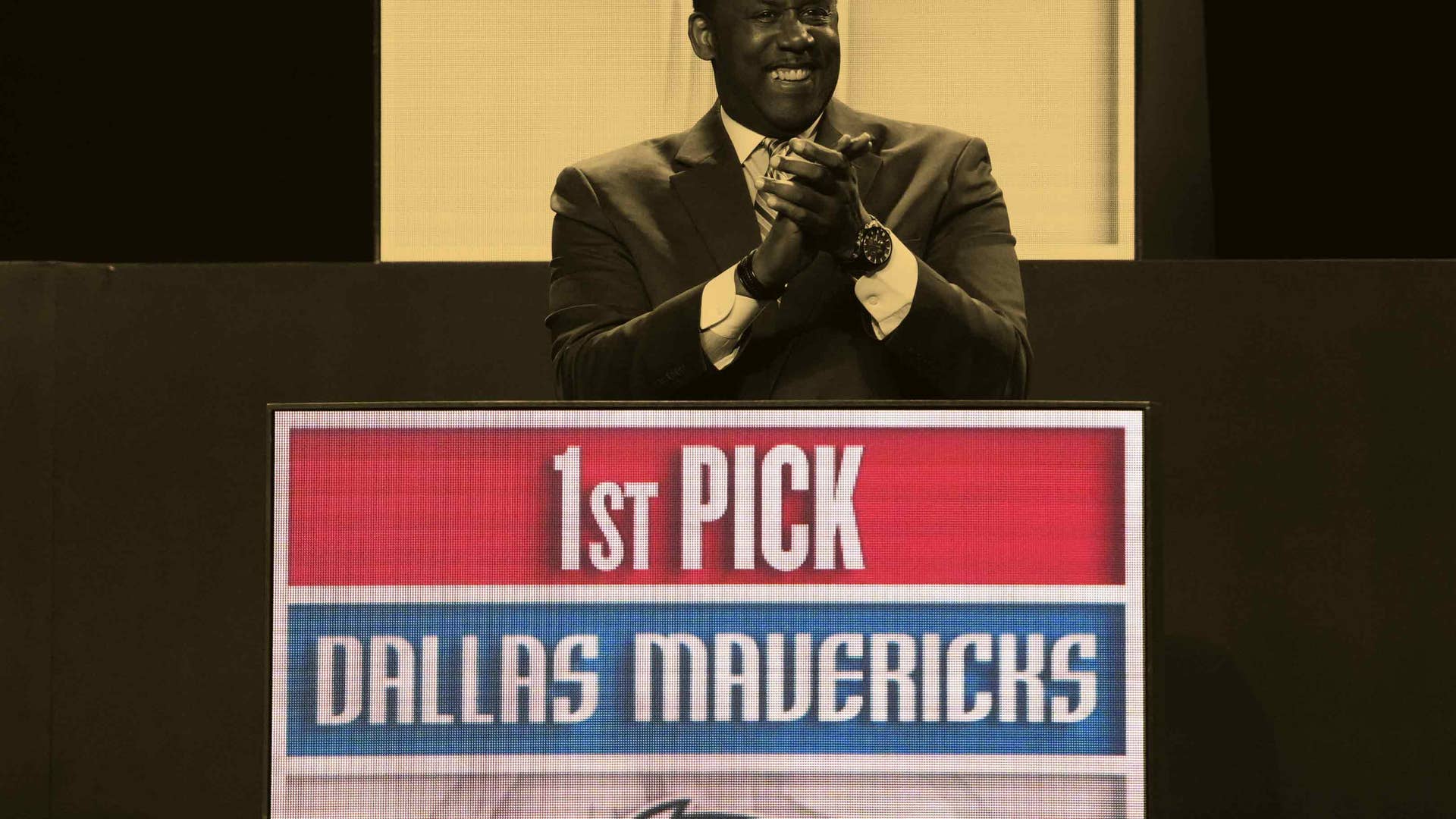 Zach Lowe tells story of lottery drawing room when Mavs won ...
