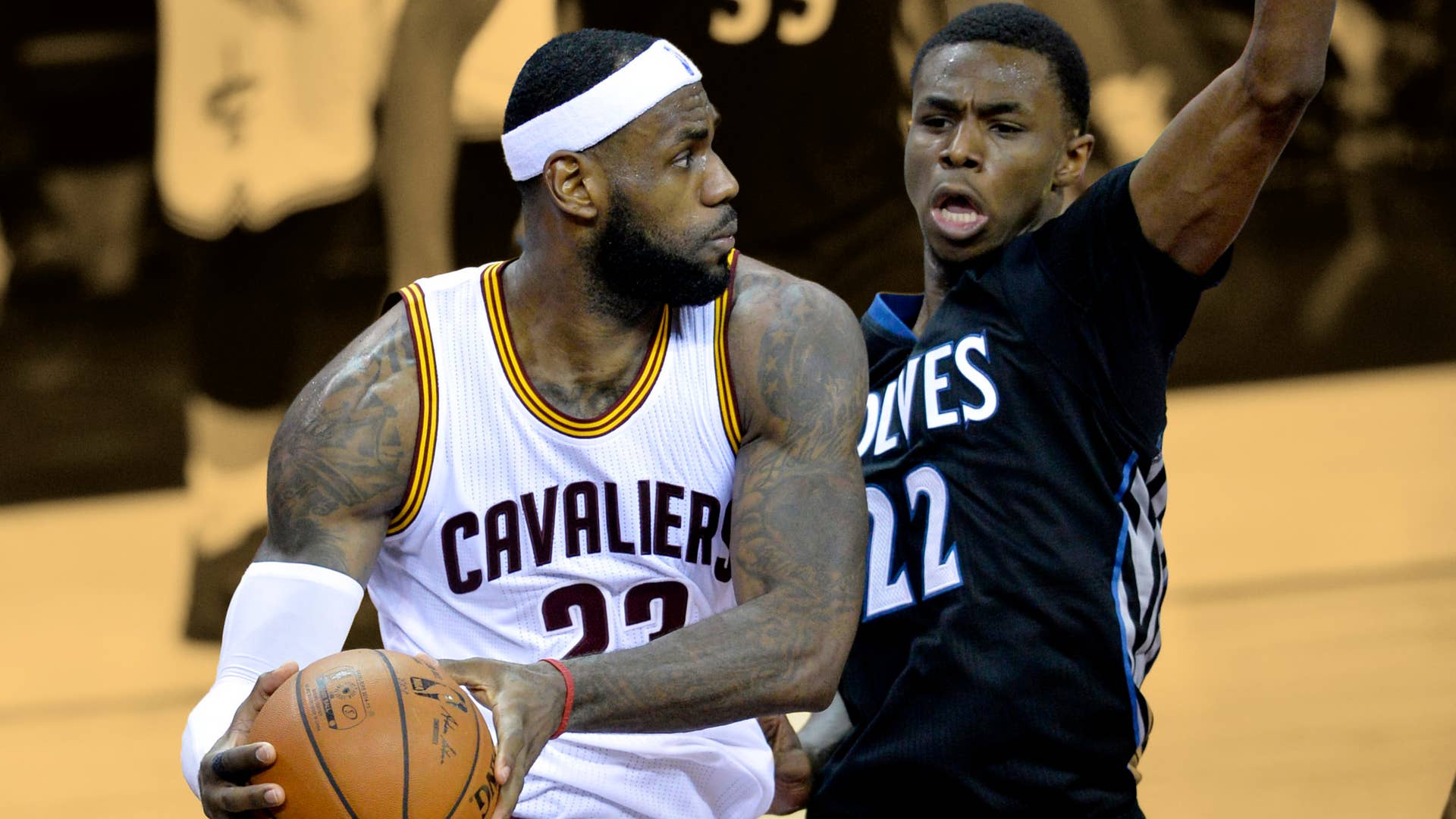 Scott Burrell explains how Michael Jordan broke teammates - Basketball ...