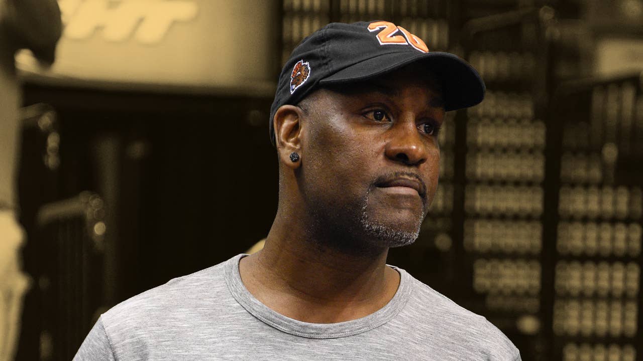 Payton explains why MJ would dominate the modern NBA with ease ...