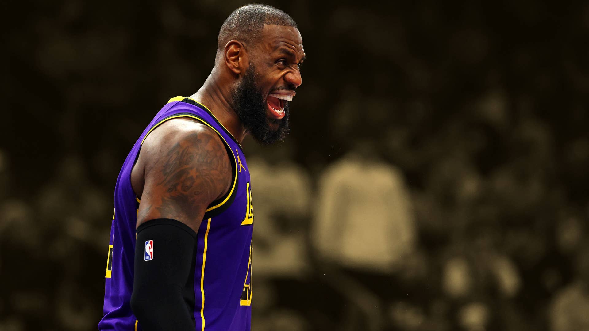 Lebron James blames poor performance against Suns on illness ...