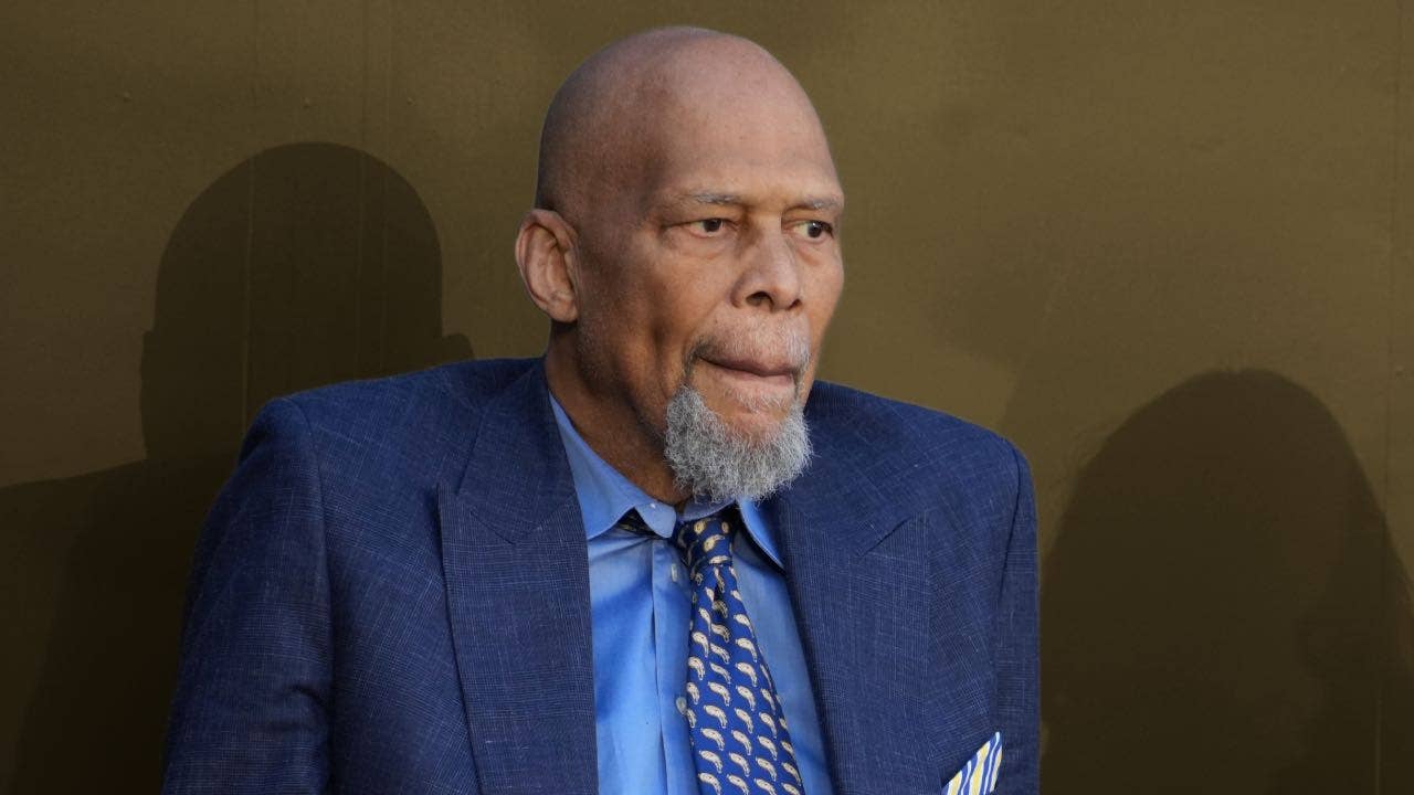 Kareem Abdul-Jabbar on players no longer utilizing the skyhook ...