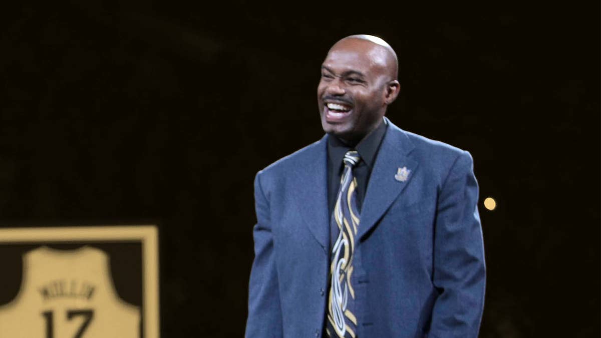 Tim Hardaway reveals the origins of his killer crossover - Basketball ...