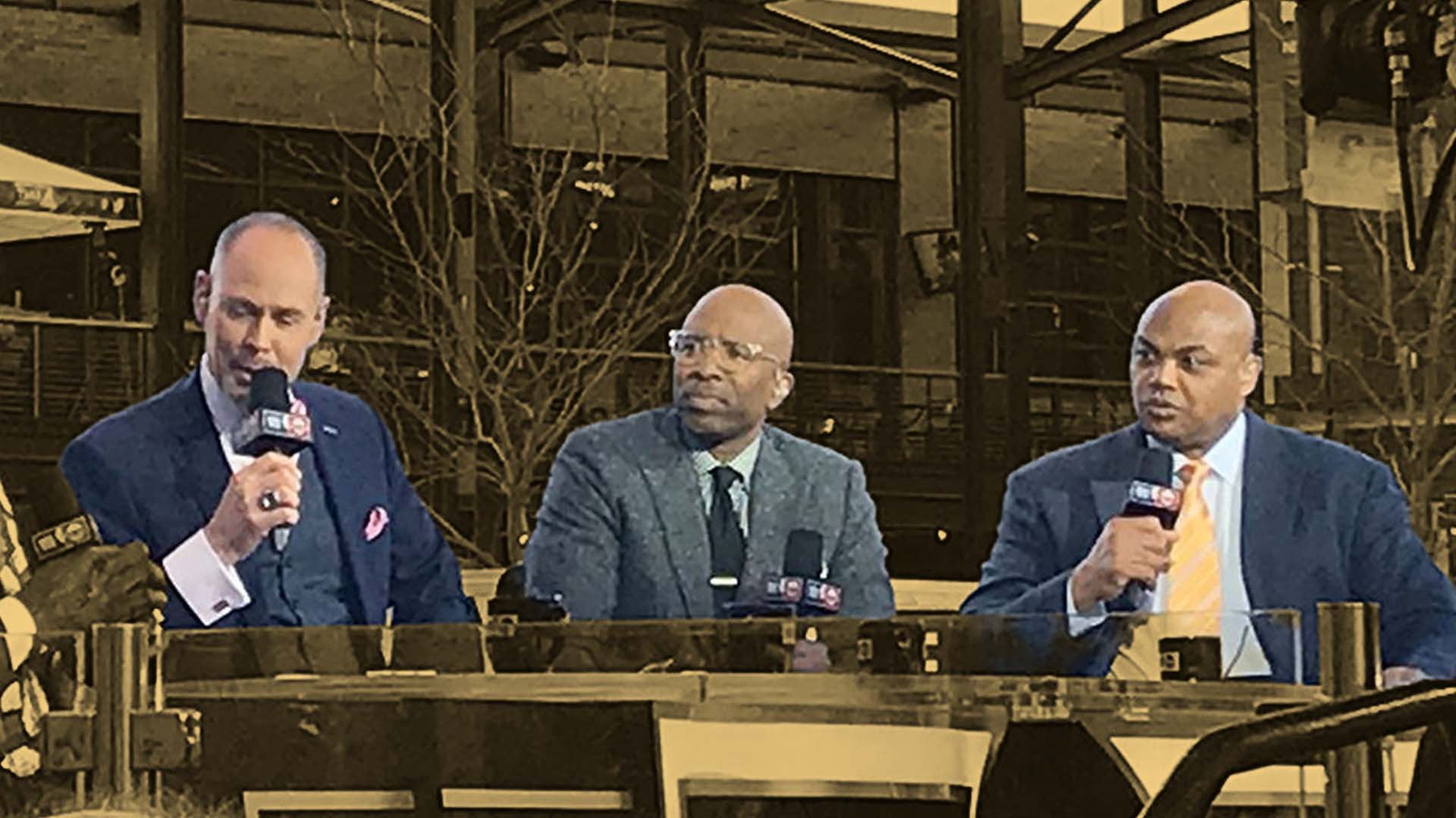 Barkley's emphatic response to Krispy Kreme provocation - Basketball ...