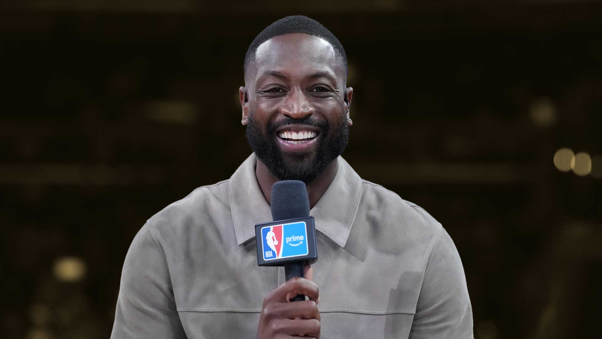 Dwyane Wade respects Knicks for not raising NBA Cup banner - Basketball ...