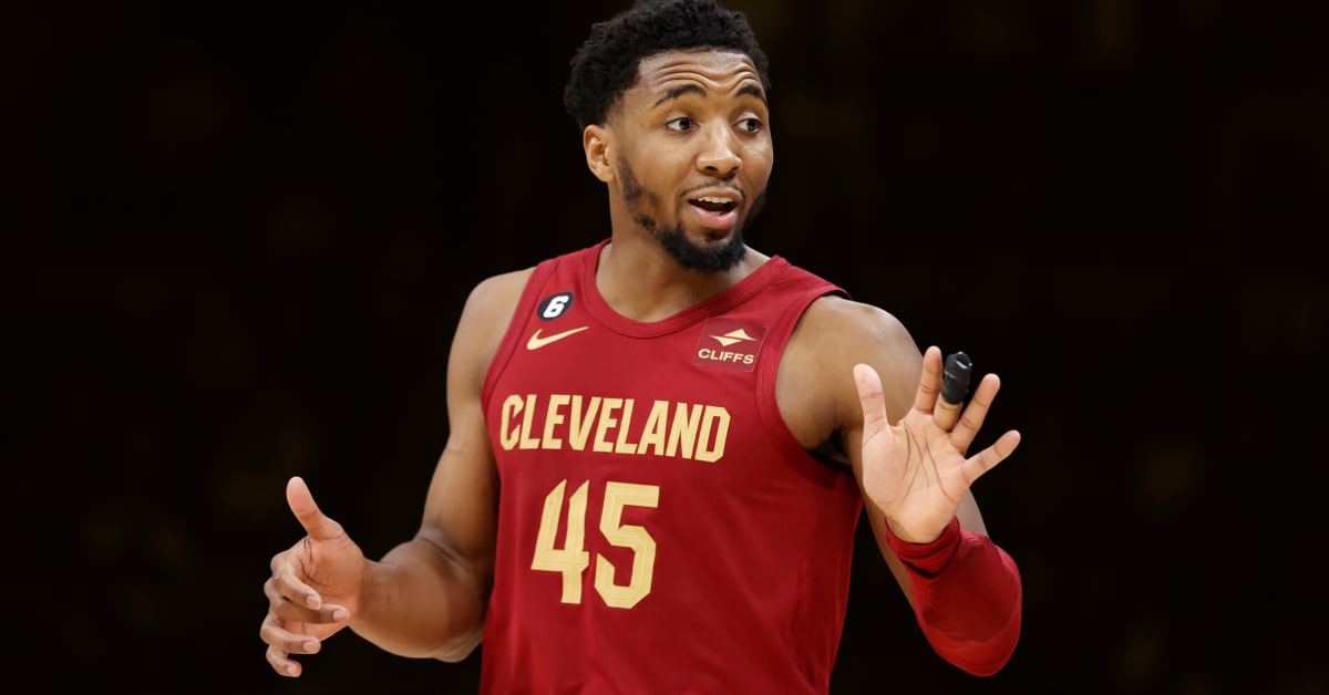 Donovan Mitchell claps back on report he had concerns playing with Jimmy Butler - Basketball ...