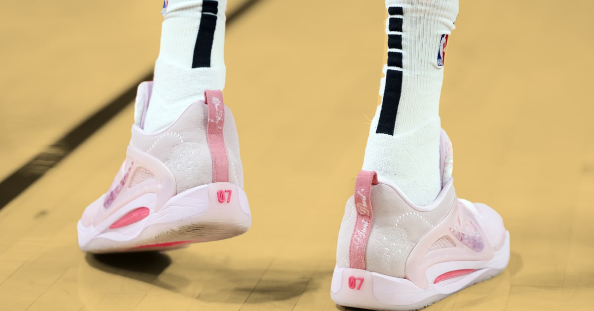 KD explains Aunt Pearl shoe colorway - Basketball Network - Your daily ...