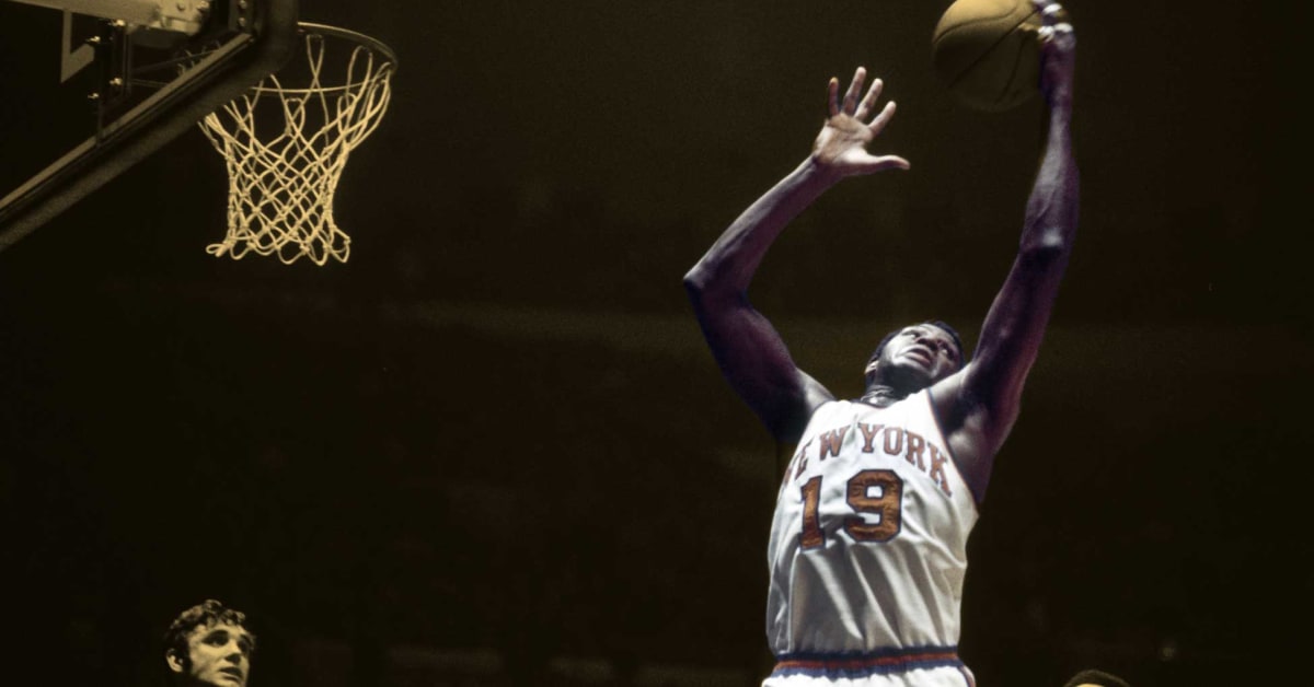 Game photographer recalled Reed's limping entrance before 1970 Finals ...