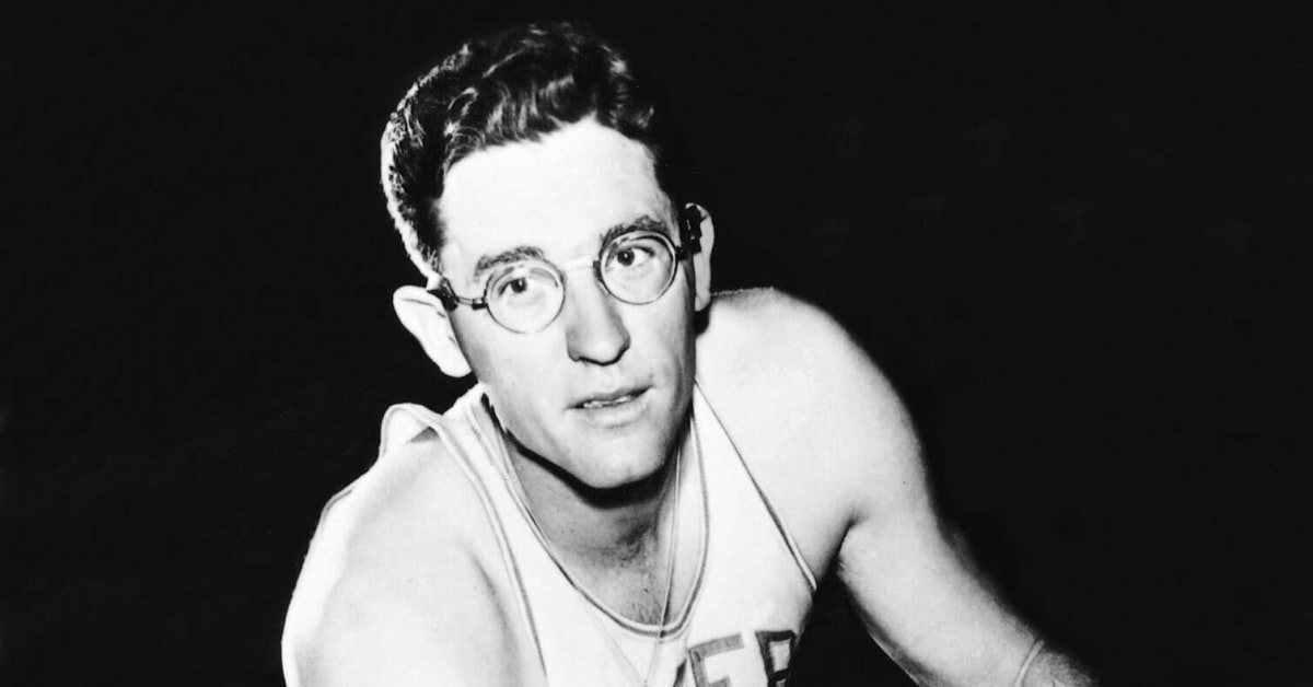 George Mikan: "My opening contract was $12,000" - Basketball Network ...