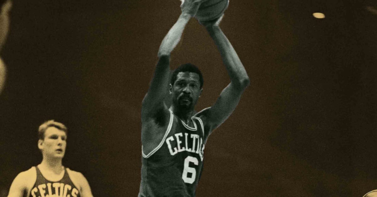 "Guys, we gotta do something" - When Bill Russell's unusual blunder in ...