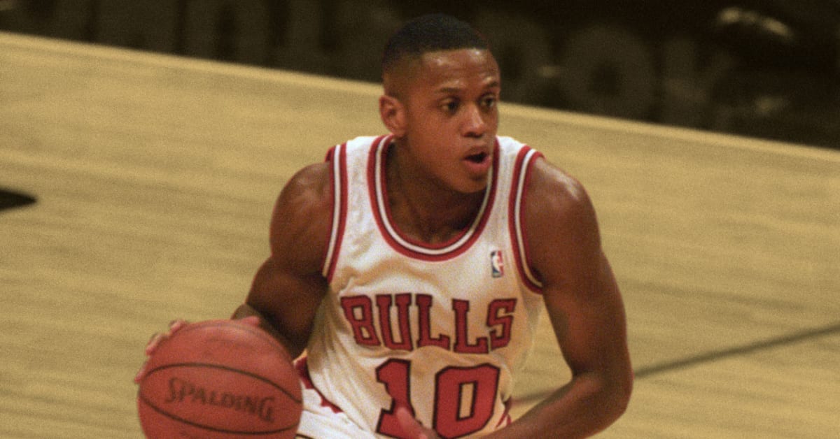 B.J. Armstrong explains why he's forever grateful to Jerry Reinsdorf ...