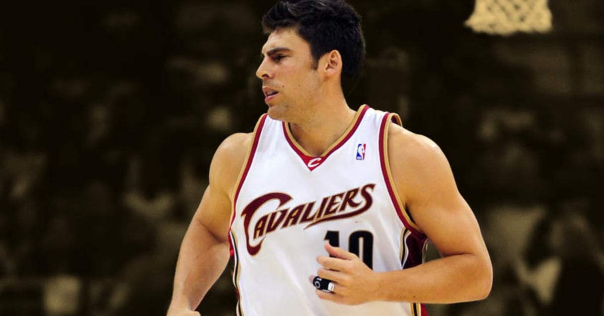 Wally Szczerbiak's "Welcome to the NBA" featuring Karl Malone ...