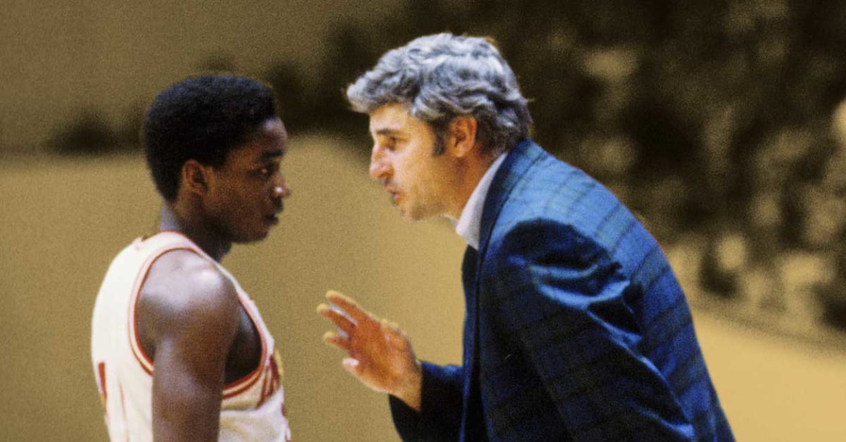 Isiah Thomas on what made Bob Knight a great college coach - Basketball ...
