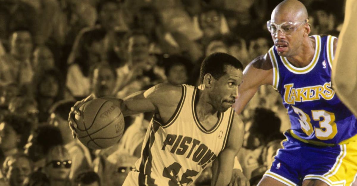 Pat Riley reflectied on one of the most controversial calls in NBA ...