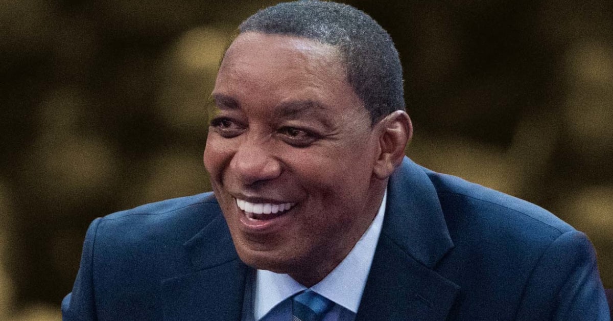 Former CBA coach shares details on how Isiah Thomas mismanaged the CBA ...