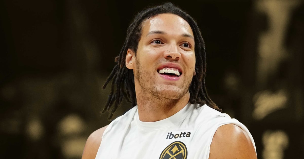 Aaron Gordon recalls a girl looking up his net worth on date ...