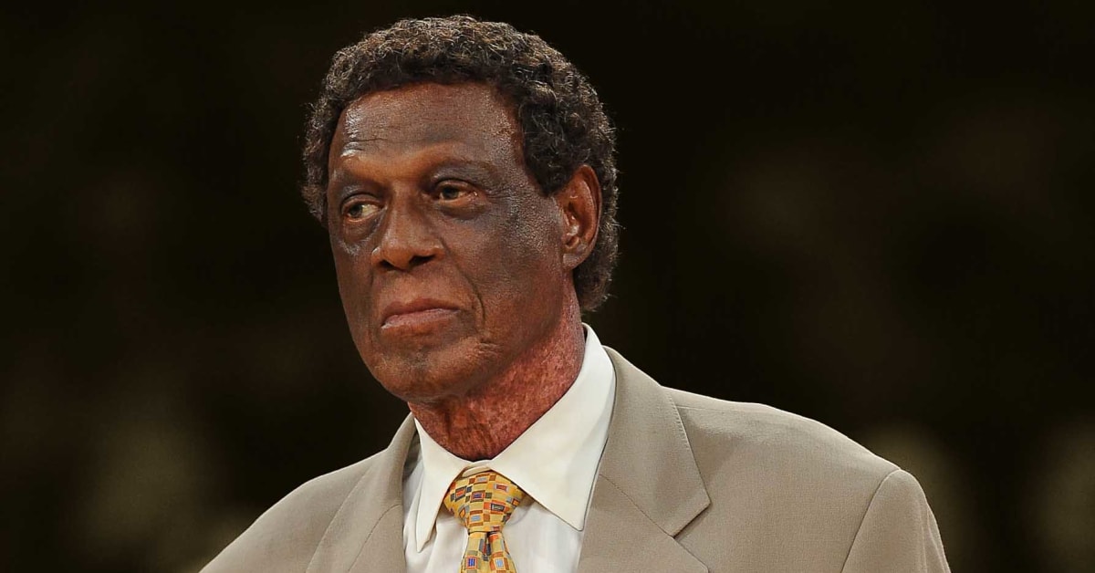 When Elgin Baylor and the Lakers were in the plane that lost both ...