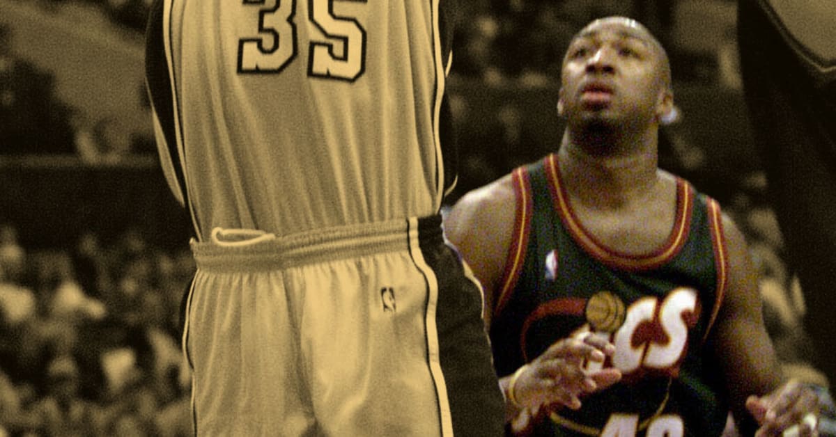 Vin Baker on being teammates with a New York Knick in the 2000 Olympics ...