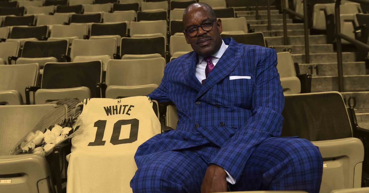 Cedric Maxwell made a point by not uttering a word in the entirety of ...