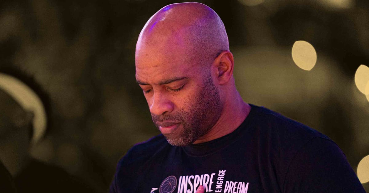 Vince Carter's quick introduction to the business side of the NBA ...