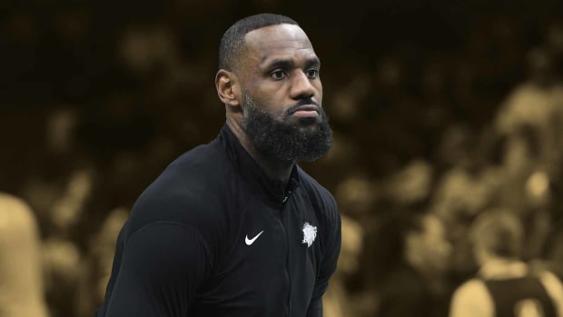 LeBron James reacts to Austin Reaves' "too small" Beverley taunt ...