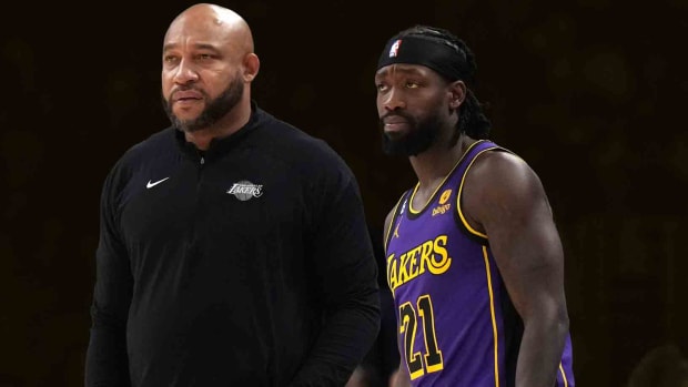 Remembering the controversy when LeBron got called for travelling using ...