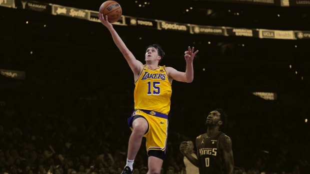 Michael Jordan wanted to surprise the fans with his free-throw dunk ...