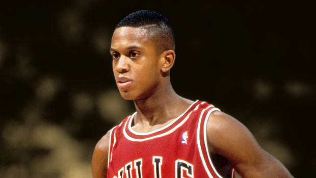 Kevin McHale reflects on Reggie Lewis' tragic Celtics legacy ...