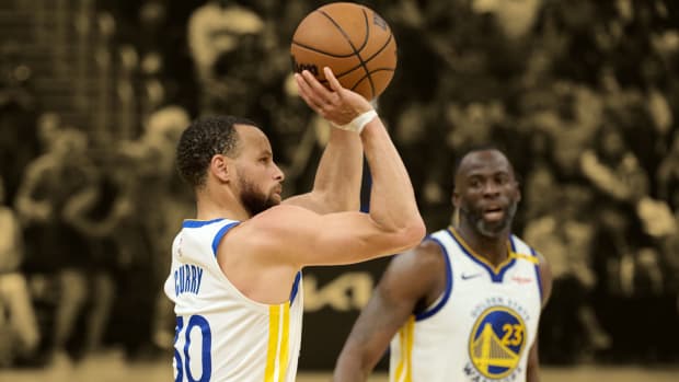 The heartbreaking story why Kevin Durant wears no. 35 - Basketball ...