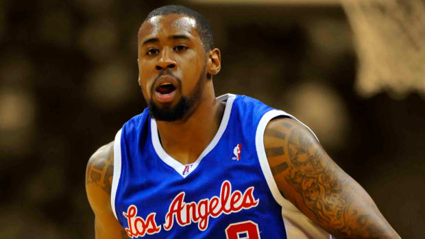 Alonzo Mourning denies Pippen said LeBron would beat Jordan ...