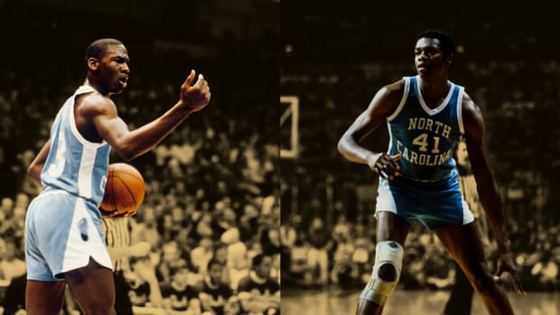 What NBA ref told Tim Duncan before ejecting him for laughing ...