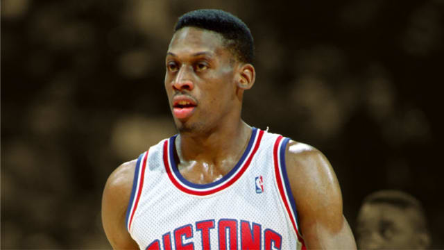 Charles Barkley's reaction after getting ejected for elbowing Dennis ...