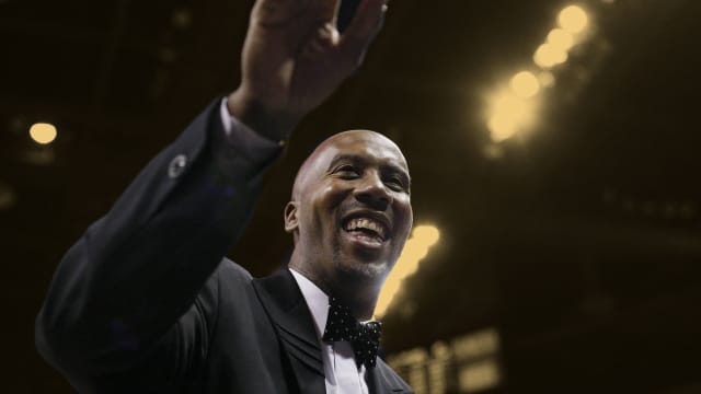 How Bruce Bowen's rough childhood made him an elite defender ...