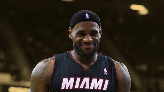 MJ's speech after winning his fourth title makes LeBron look bad ...