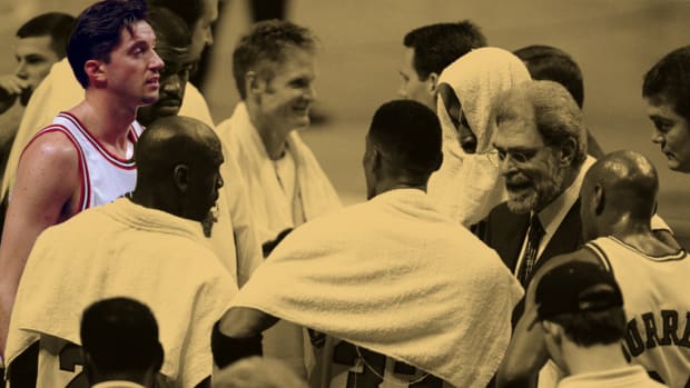 "We would switch everything" - Toni Kukoc names the best Chicago Bulls ...