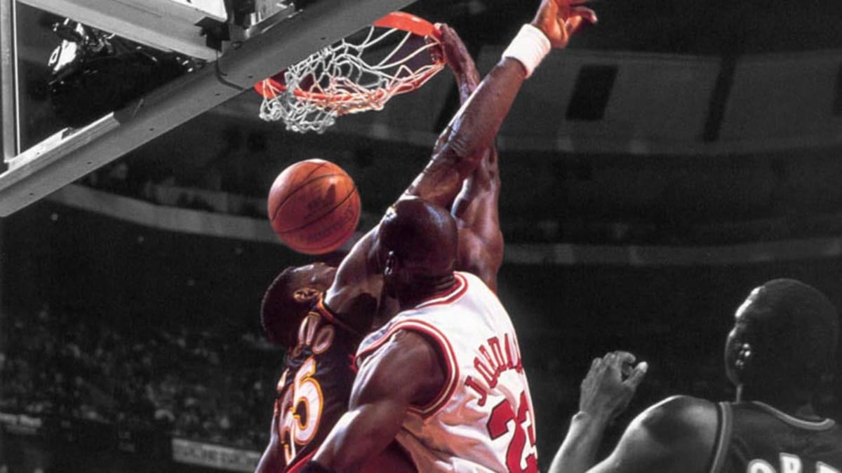 Dikembe Mutombo Dunk