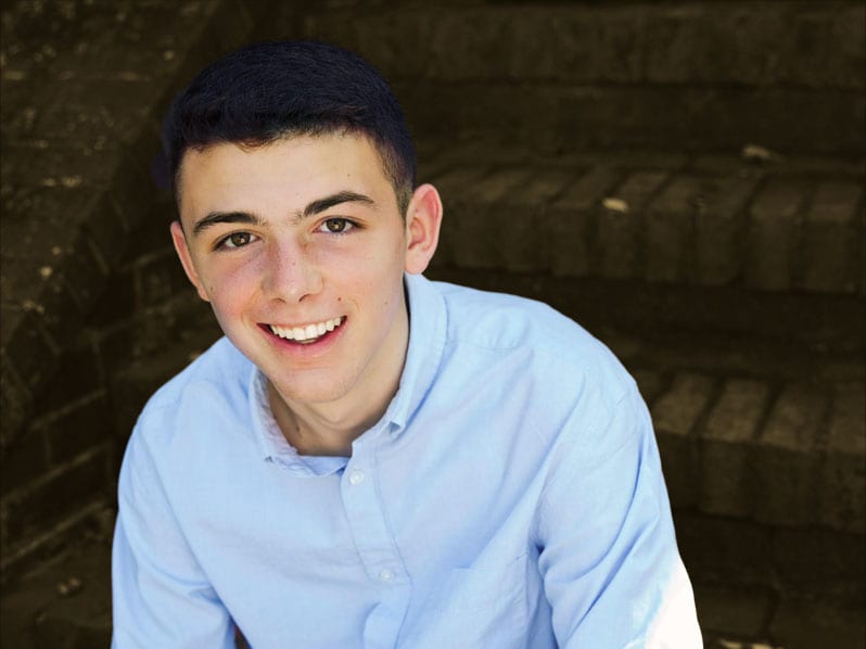 James Laker's Instagram, Twitter & Facebook on IDCrawl