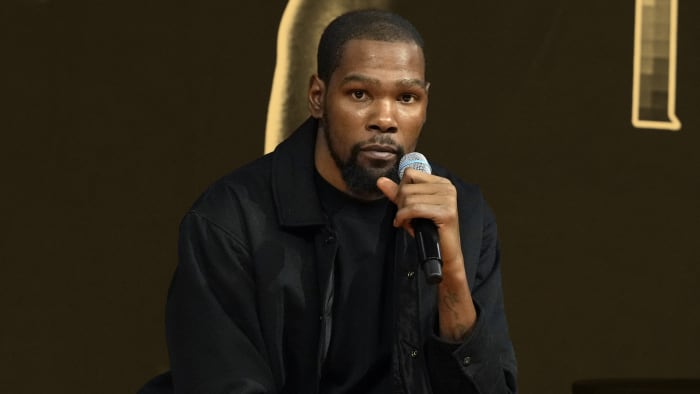 Kevin Durant calls out the NBA for the lack of stars in recent NBA dunk ... Kevin Durant calls out the NBA for the lack of stars in recent NBA dunk ...