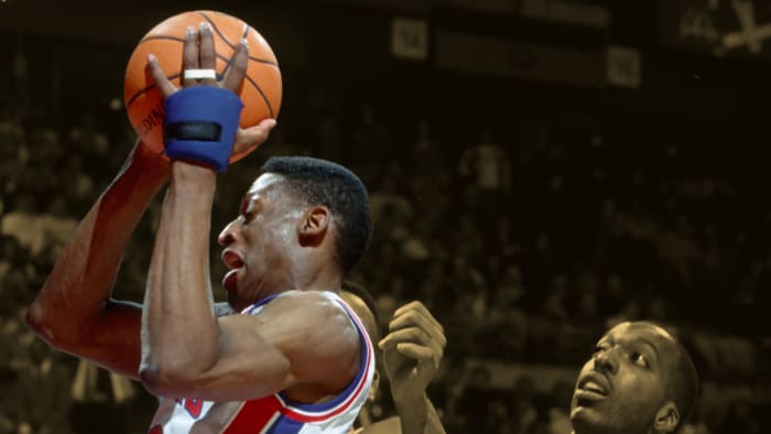 "He worked my tail like no tomorrow" - Dennis Rodman named the coach ...