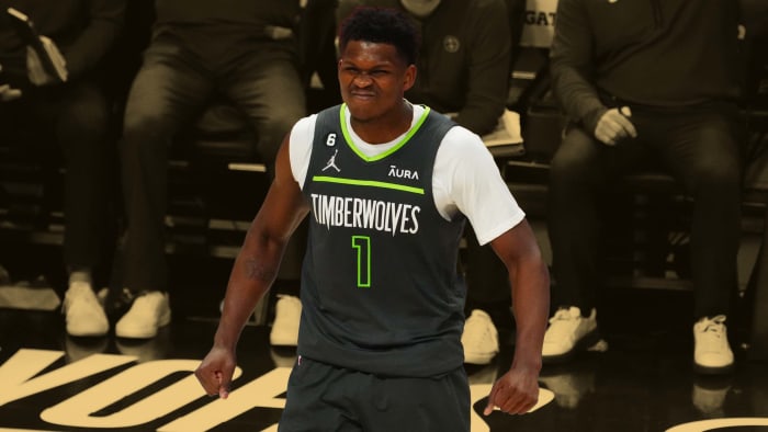 Anthony Edwards makes a bold claim about the upcoming season after ...