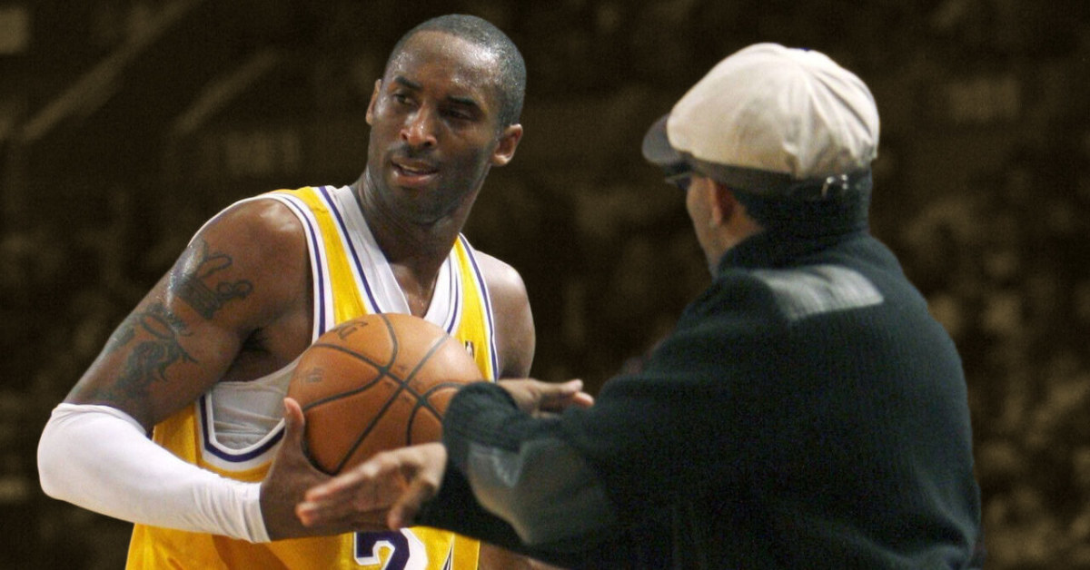 "SPIKE, THIS S--T WAS YOUR FAULT" Kobe Bryant-signed box score from his ...