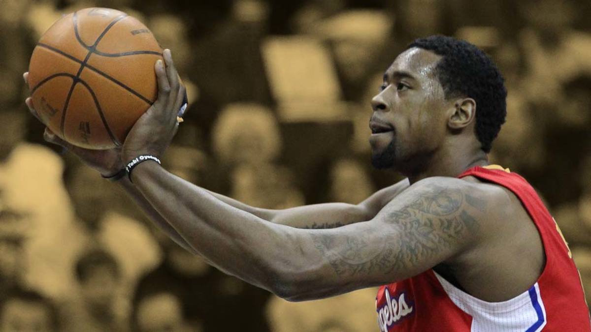 DeAndre Jordan has the strangest free throw routine ever seen ...