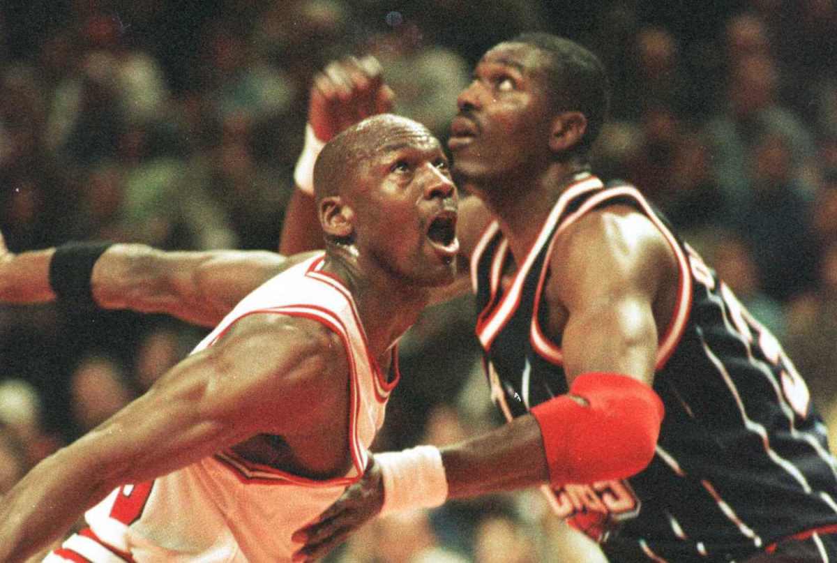 The game that made Jordan worried about facing Hakeem in the NBA Finals ...