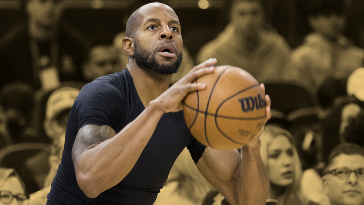 Andre Iguodala's hilarious reaction to dunking in two straight games ...