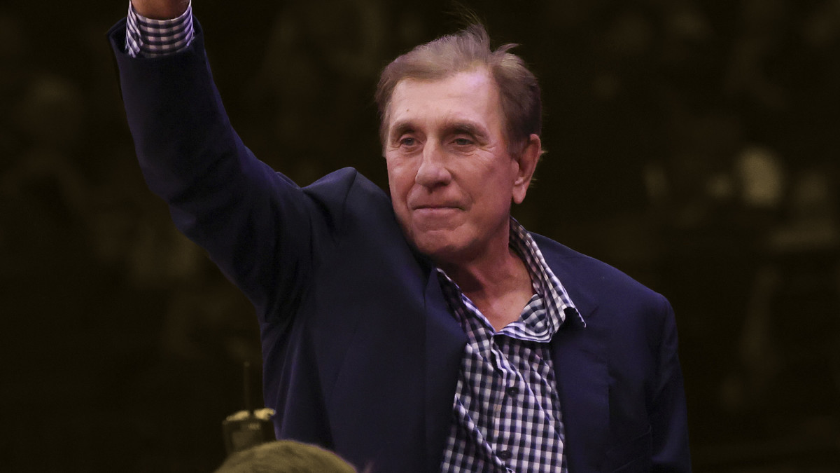 "You're not gonna win big with young players" — NBA legendary coach ...