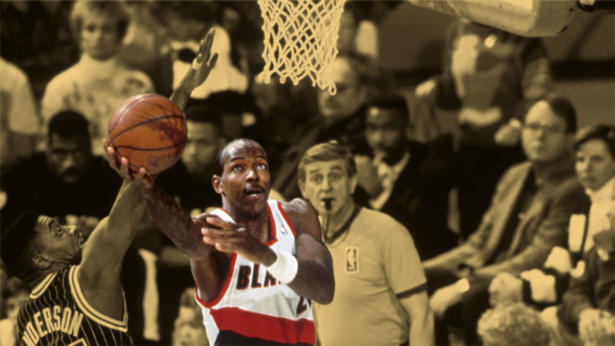 "We would have had four, five or six titles" — Clyde Drexler names ...