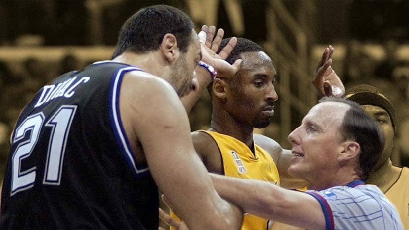 When Bibby fouled Kobe's elbow with his nose - Basketball Network