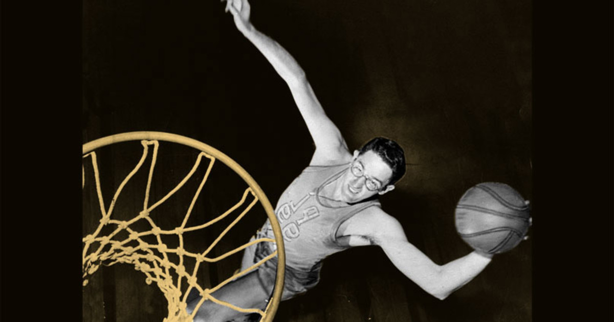 “I’d like to join the rest of the greatest Lakers up in the rafters ...