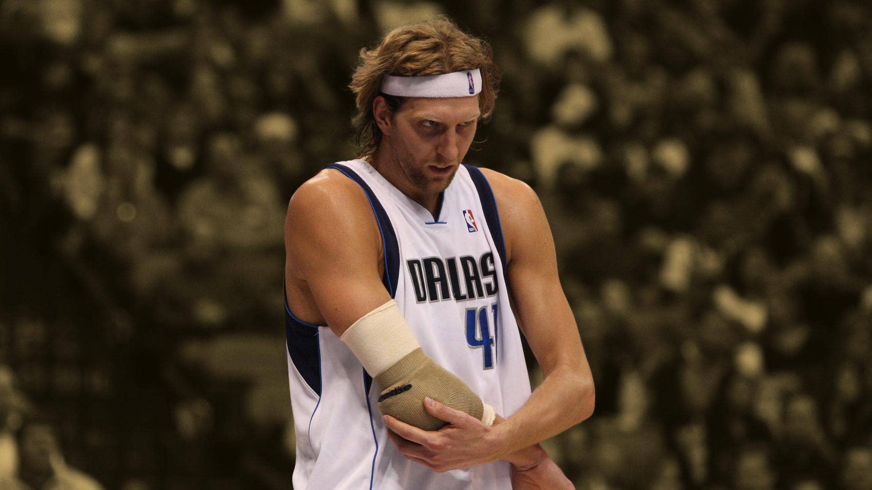 Dirk on dealing with girlfriend's fraud scandal amid '09 playoffs ...